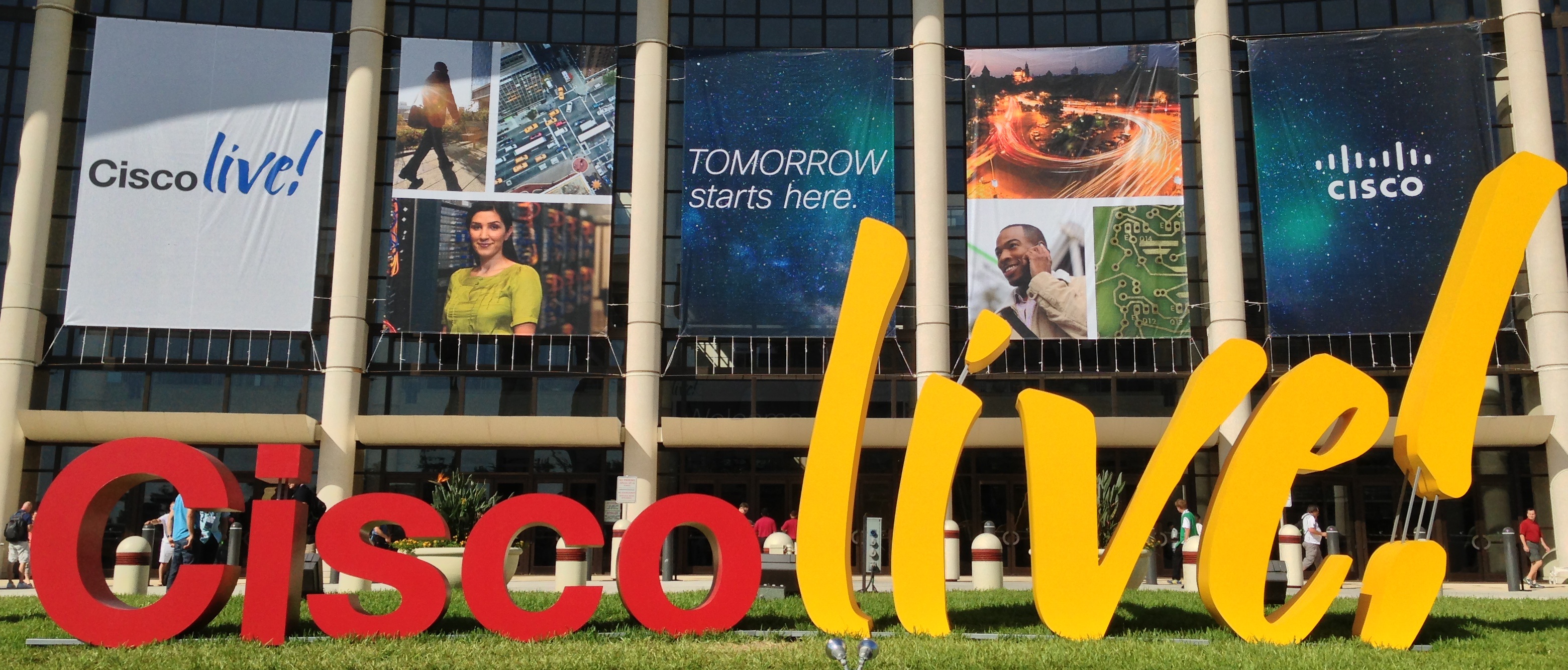 Cisco Live Sign 2013 - Mostly NetworksMostly Networks